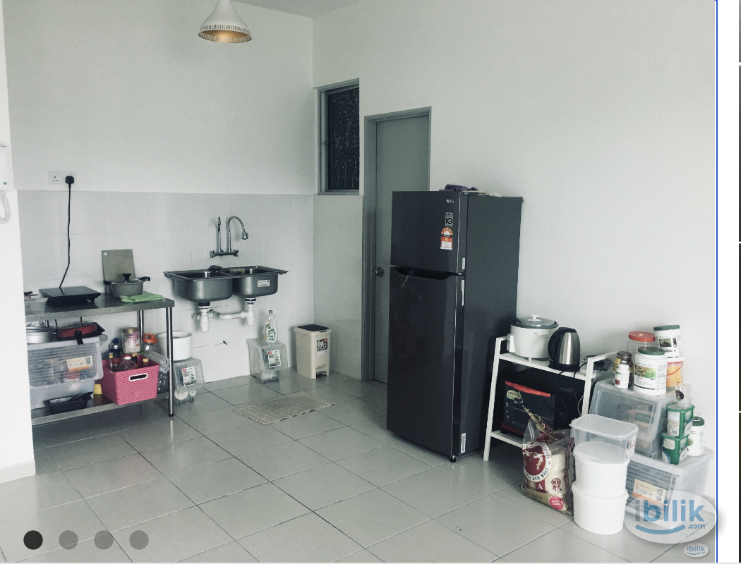 🏠 Room for Rent: Exclusively for Females at The Zizz (Available ...