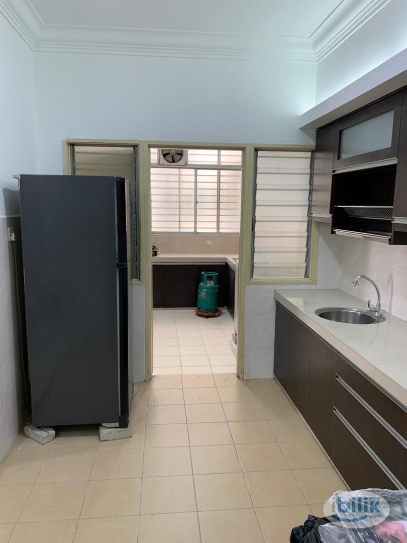 Budget Sunway Mix Unit Ori Single Room (Sunway Pyramid) 🏠Suriamas Condo ...