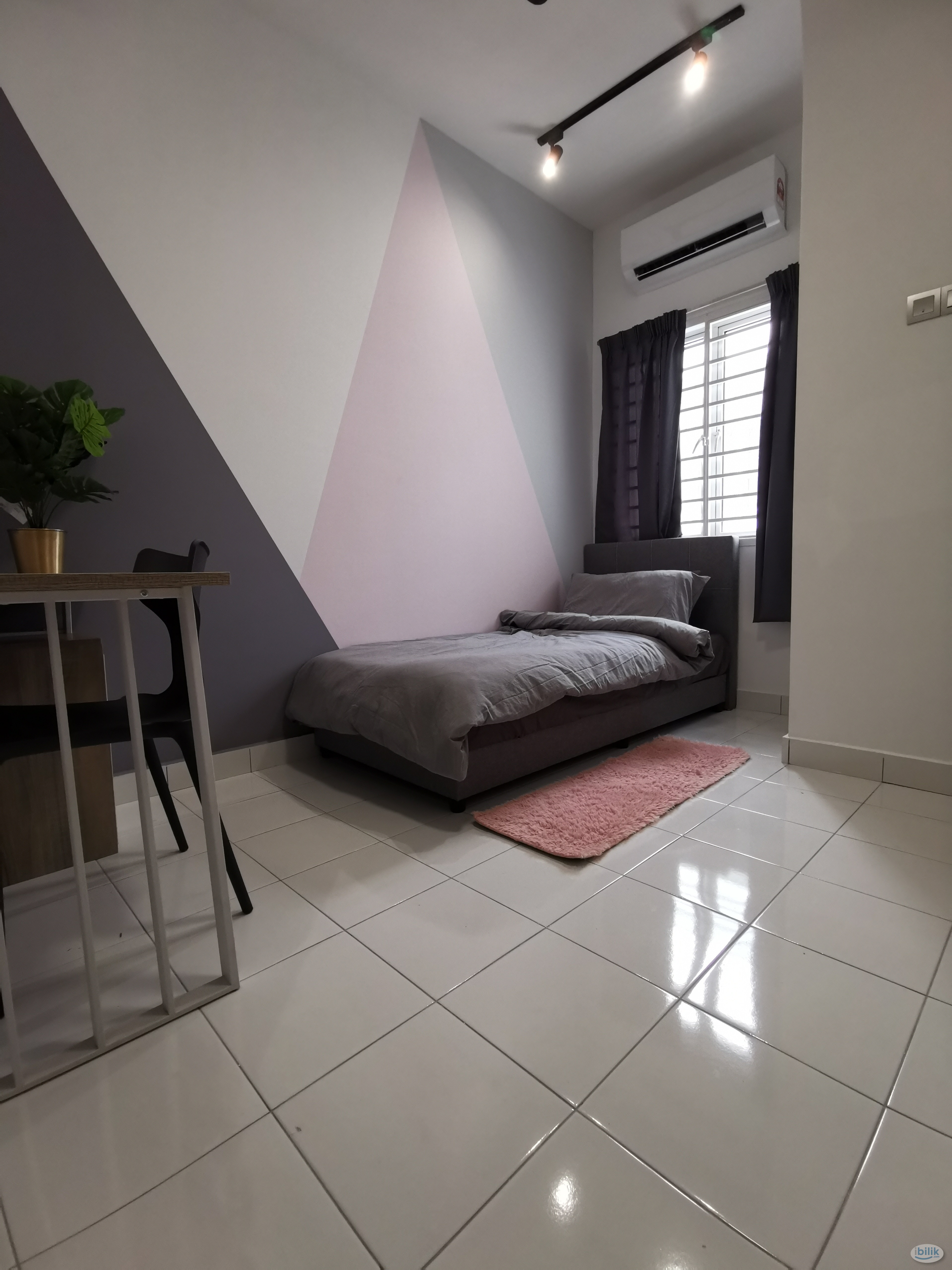 Female Unit 🏡 Discover fully furnished single room with bathroom for ...