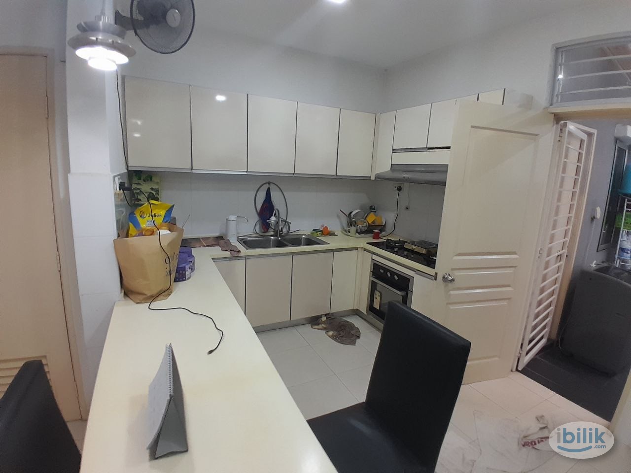 [D'Alpinia Puchong South] Landed House 🏠Small Room with Aircond Rent ...