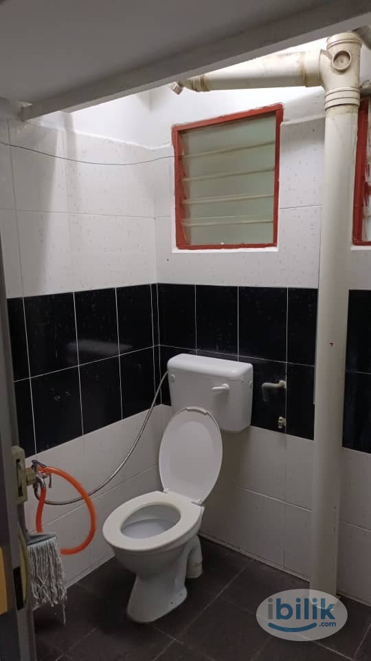 Single Room at Gugusan Dedap, Kota Damansara - Room For Rent in