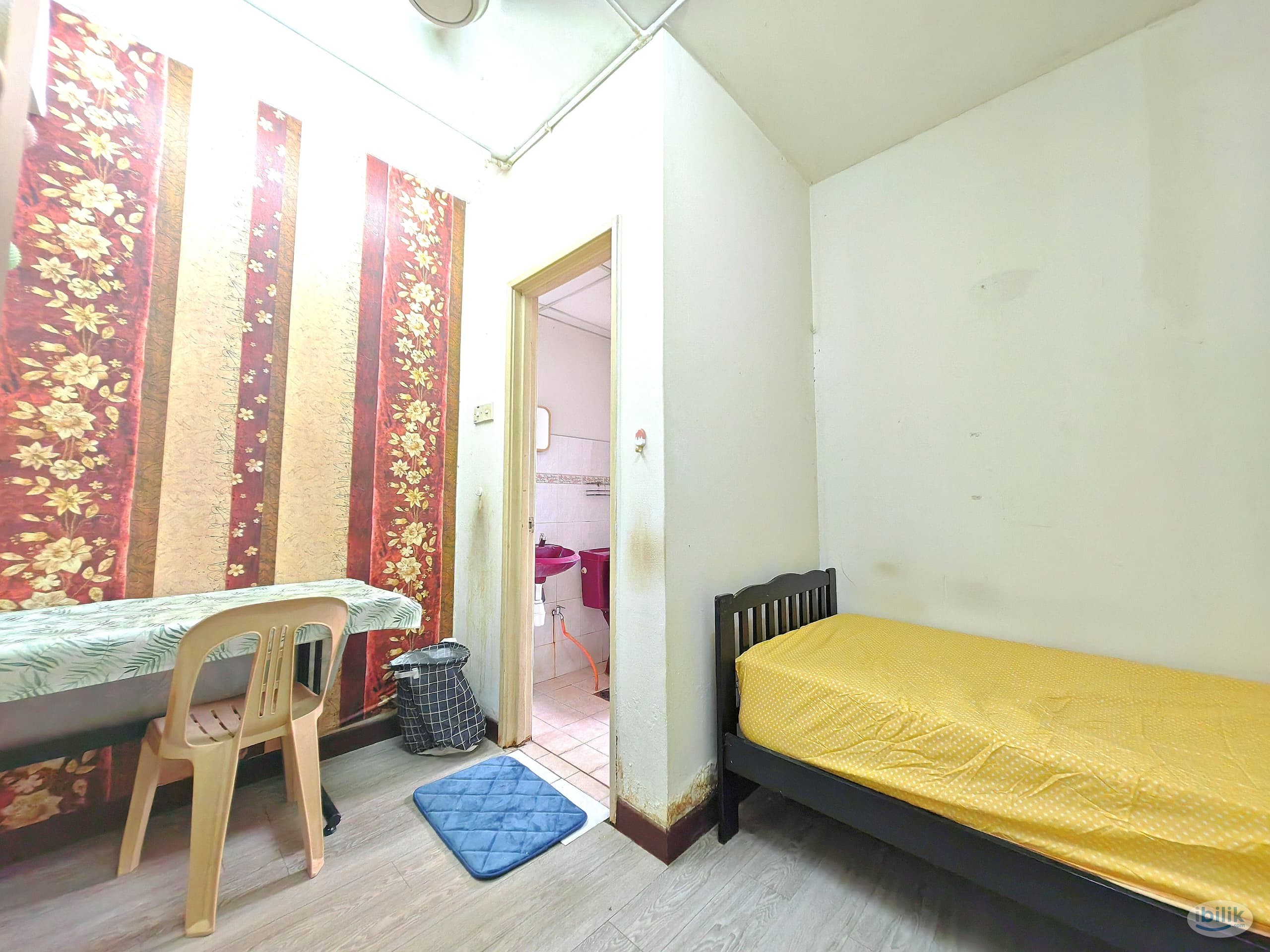 FEMALE Room Kelana D'Putera Condo, SS7 Kelana Jaya, Paradigm Mall ...