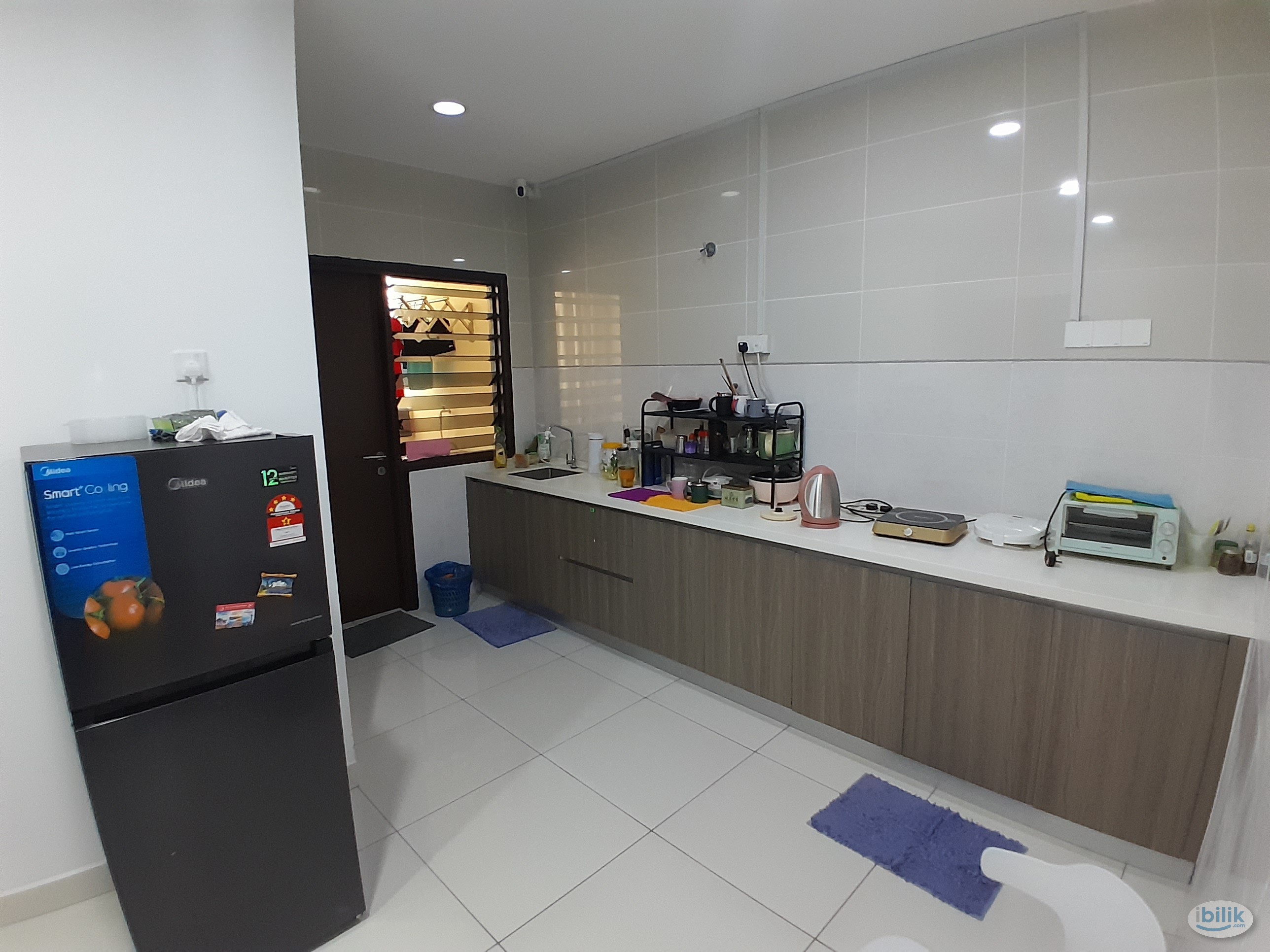 [Paraiso Residence] Small Room with Aircond Rent Opposite Pavilion ...