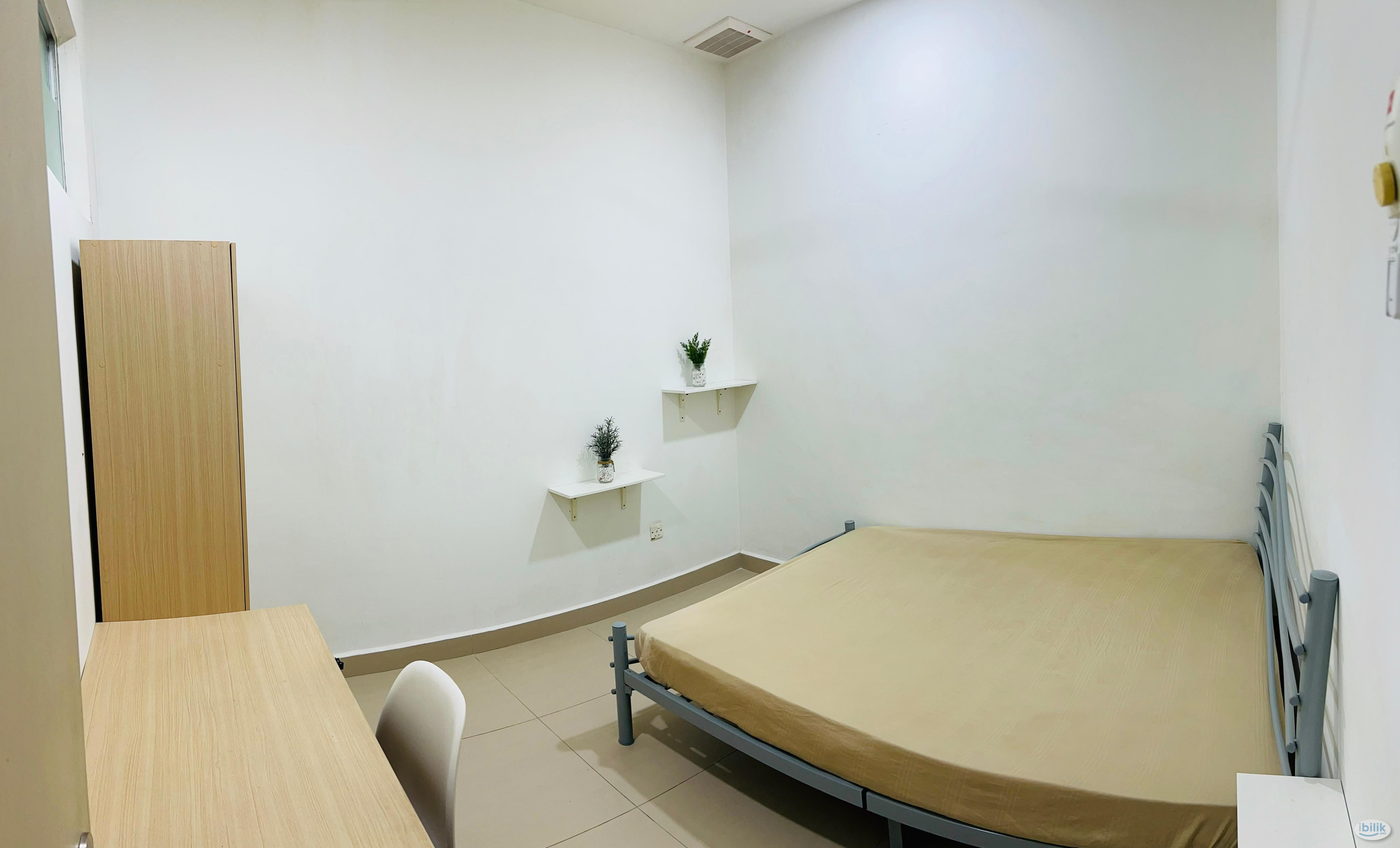 Medium Room at Taman Bestari Indah, Ulu Tiram, Tebrau, Taman Pureri ...