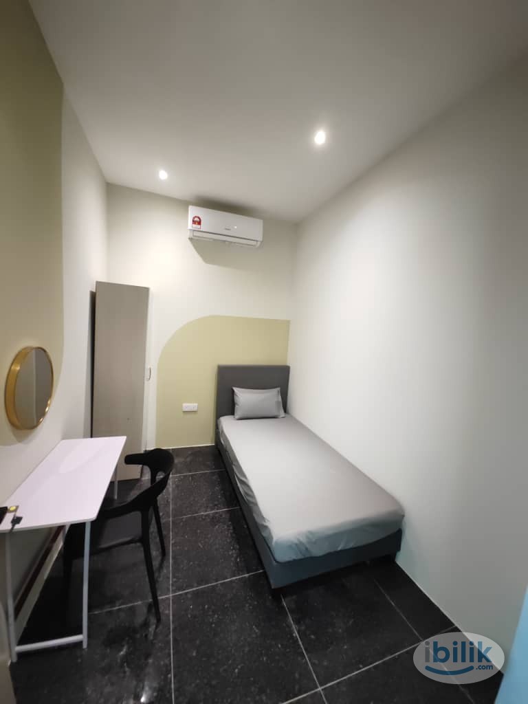 5 mins walk to LRT MASJID JAMEK 🚆 | limited time OFFER ONLY | 2 station ...