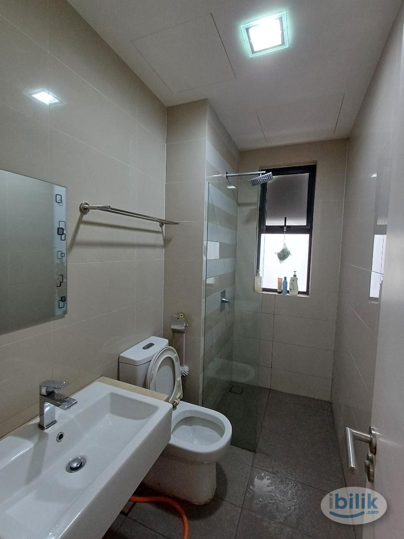 Single Room at South View, Bangsar South - Room For Rent in