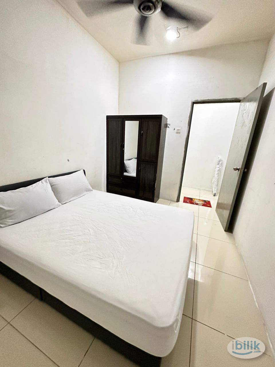 Middle Room at Residensi Kerinchi Bangsar South, Pantai - Room For Rent in