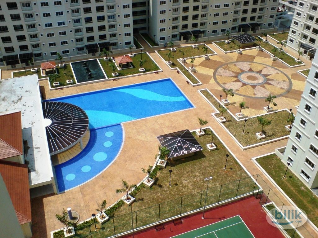 [NEAR KTM] Single Room, Suriamas Condo, near Pyramid, NPE, Federal ...