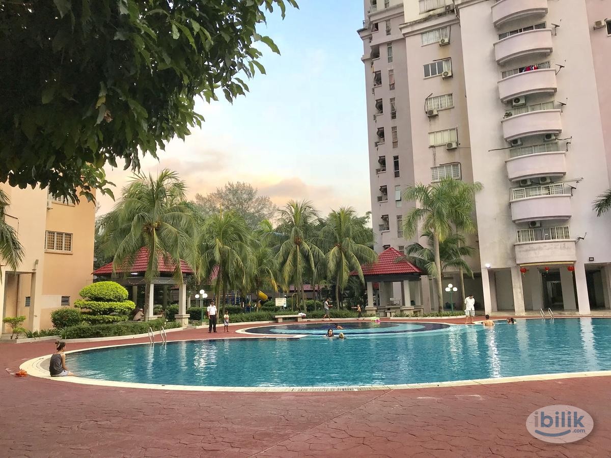 Ridzuan Condo, Medium Room, Bandar Sunway, Sunway Pyramid, Subang, Pjs ...