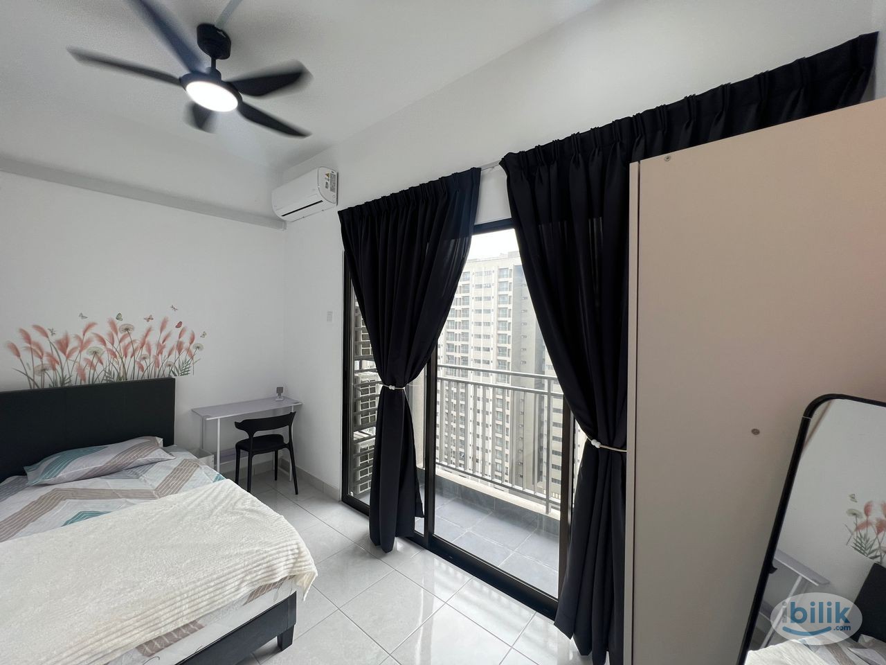 Balcony Single Fully Furnished @ Youth City Nilai (Female Unit) - Room ...