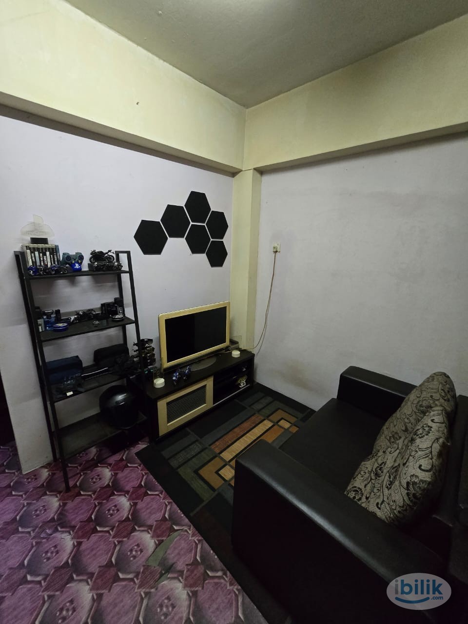 BILIK TENGAH SHARING (MIXED UNIT) PANGSAPURI ANGSANA USJ 1 Subang Jaya ...