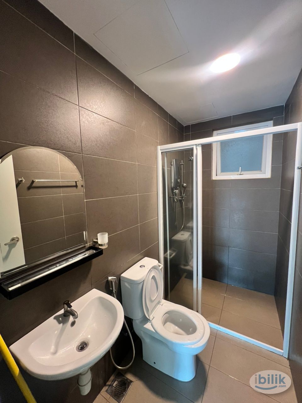 Master room for female - Room For Rent in