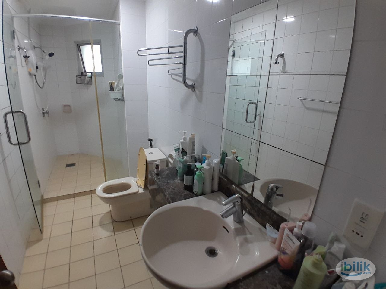 [Suasana Sentral Condo] Female Unit Single Room with Aircond Near NU ...