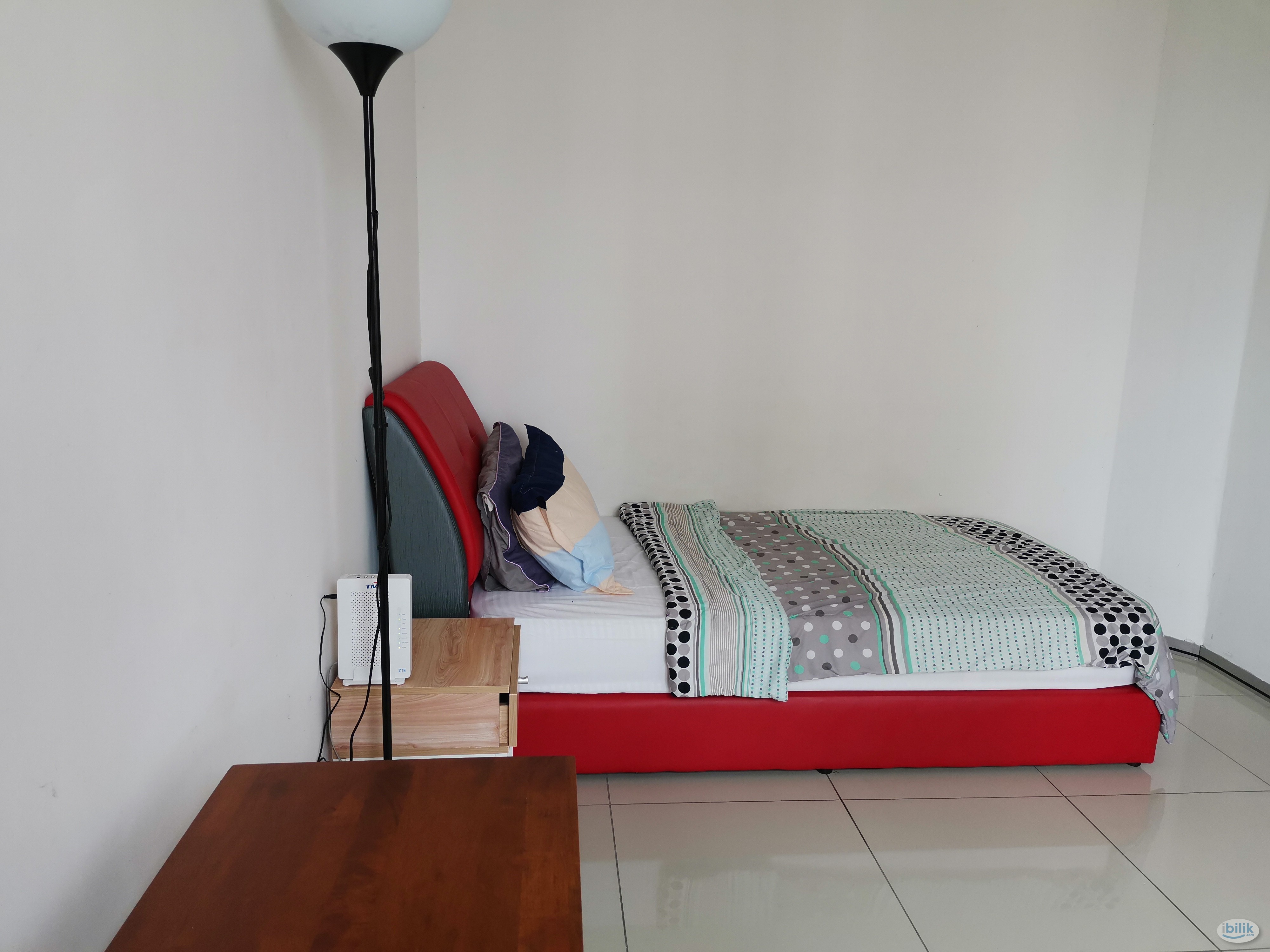 Single Room at Rafflesia Sentul Condominium, Walking distant to LRT ...