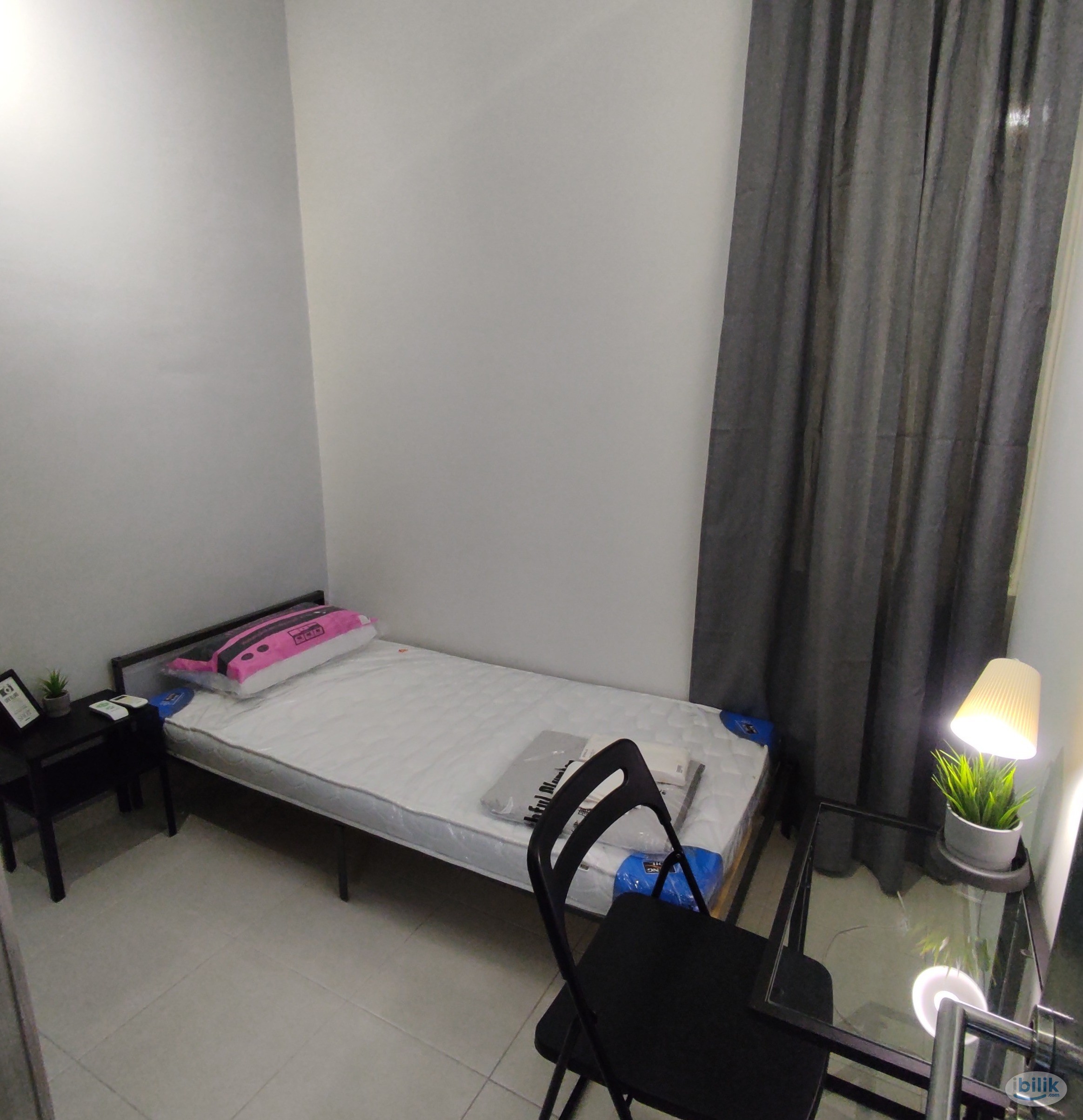 Single Room at I Residence, near MRT Kota Damansara, Sunway Giza, IOI ...