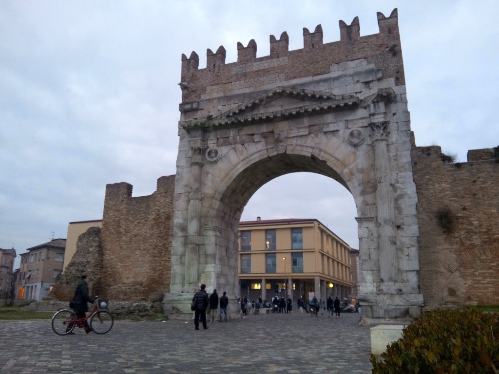 Augustus' arch and Tiberius' bridge: two Roman monuments in Rimini ...