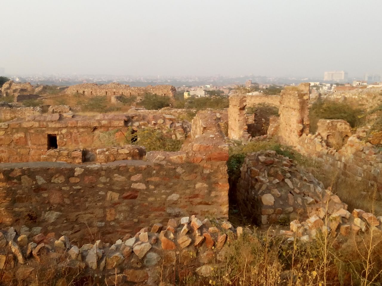 Tughlaqabad Fort and its Crumbling Ruins - Make Heritage Fun!