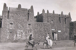 The ancient walls of the city of Kano - Make Heritage Fun!