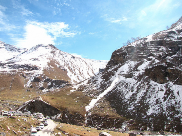 The Himalayas: A trove of minerals, flora, fauna and culture - Make ...