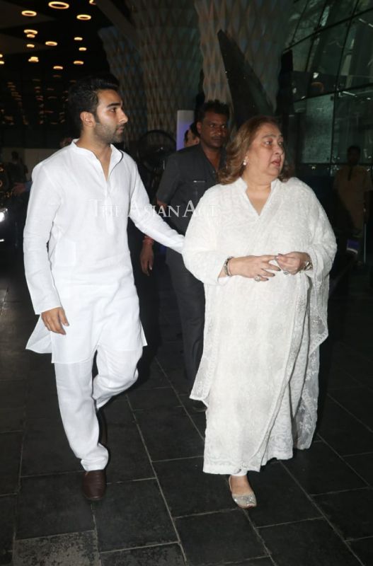 Krishna Raj Kapoor prayer meet: Family, celebs remember ‘First Lady of ...