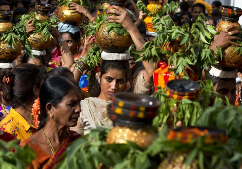Telangana Bonalu festival: Devotees thank Goddess Kali for fulfilment ...