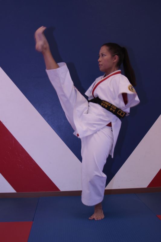 Meet Jessica Cox: The world’s first pilot without arms