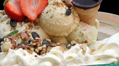 Guinness record for longest ice-cream dessert set by giant sundae
