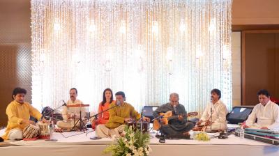 The instant connect of baithaks...