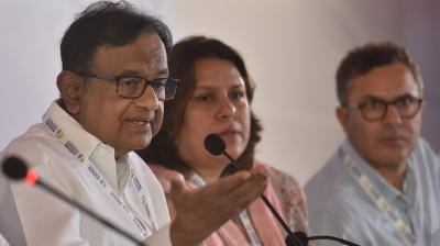 Congress slams wheat export ban, says move 'anti-farmer'