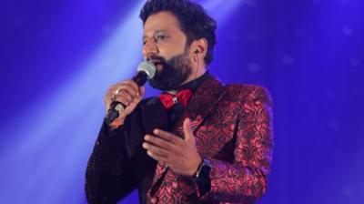 "Making everyone happy makes me happy”, says singer Manish Joshi