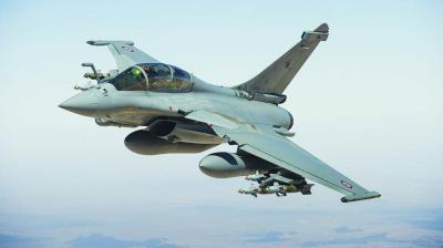 Supreme Court gives clean chit to govt on Rafale jet deal