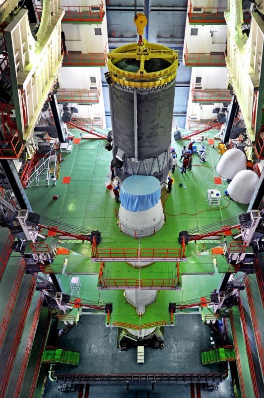 Sneak a peek into ISRO’s 'fat boy' rocket, set to launch today