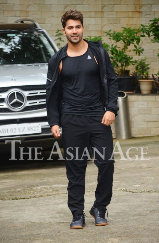 Stars in the city: Varun, Malaika, Farhan and others spotted in Mumbai