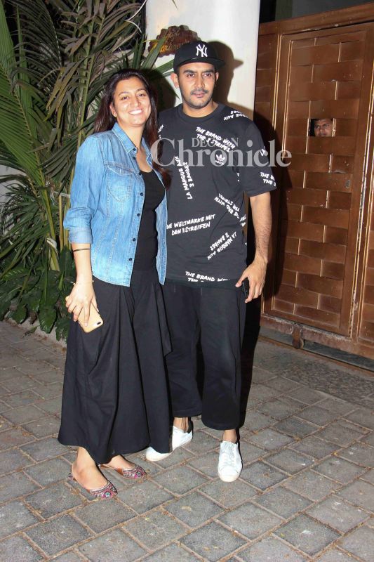 Shah Rukh, Karan, Sidharth come out to celebrate Alia's birthday