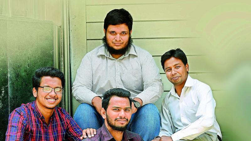 Building bamboo homes