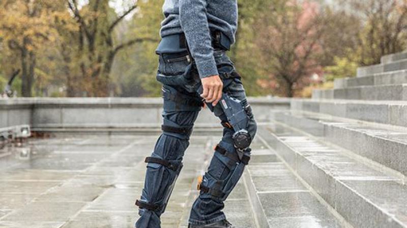 Pentagon looks to exoskeletons to build 'super-soldiers'