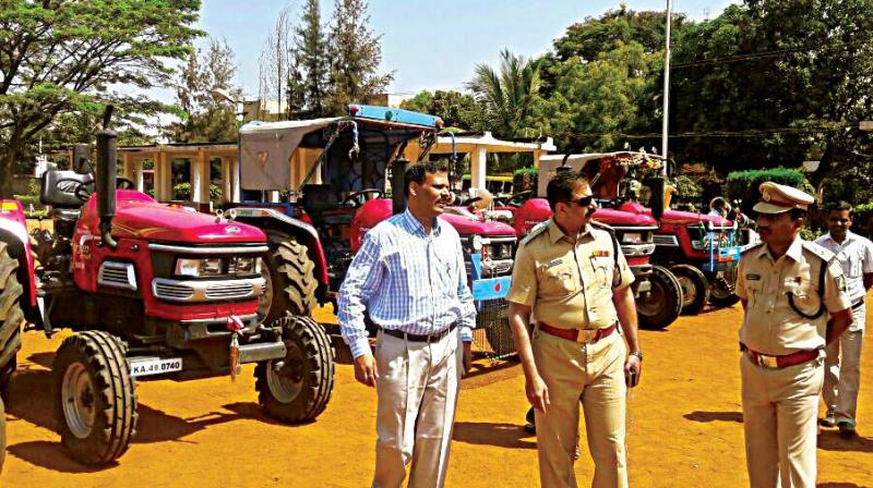 Vehicle registration number racket busted, eight held in Belagavi