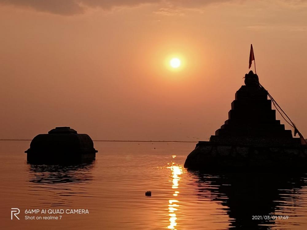 In Pictures | Kurnool's Sanghameswara temple resurfaces as water recedes