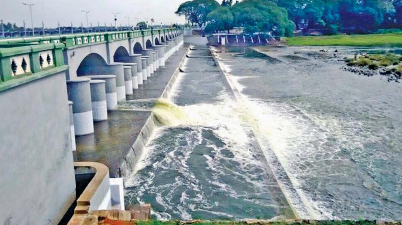 PWD inspects Grand Anicut, other canals