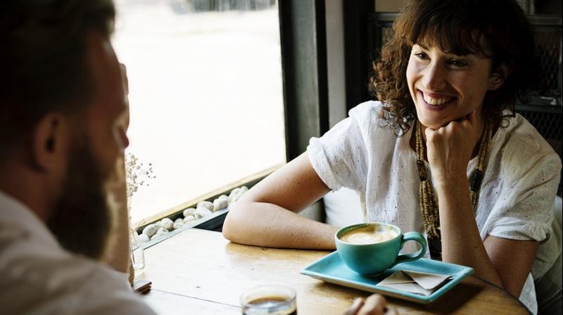 Nodding can make a person more likeable: Study