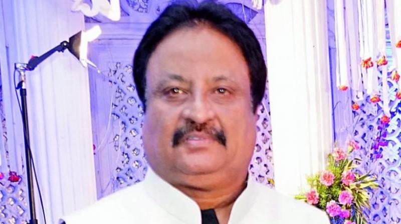 TRS to raise shortage of cash, High Court split in Lok Sabha