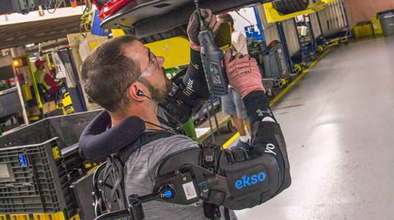 Ford's Eksovest turns workers into 'heavylifting' superhumans