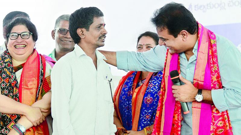 Telangana supports handloom sector more, says K T Rama Rao