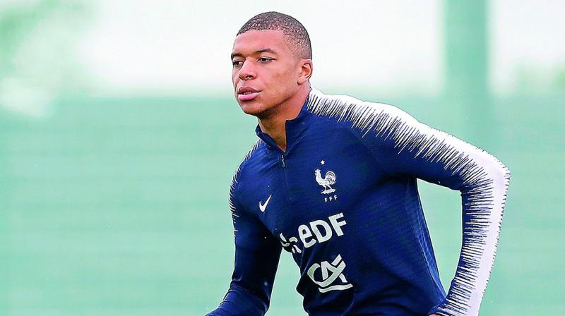 Fifa World Cup 2018: Uruguay look to stop speedy Mbappe run