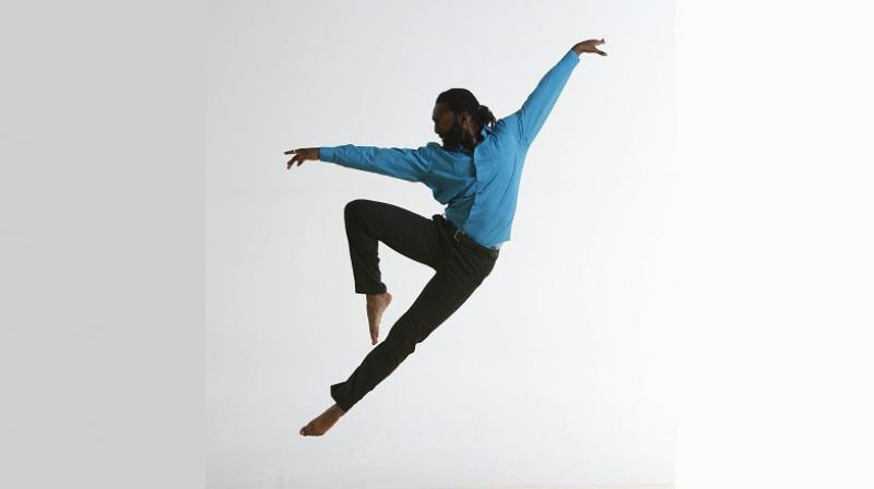 Deaf American dancer Antoine Hunter finds his rhythm in silence