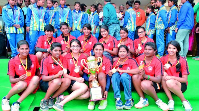Throwball National Championship: Girls throw weight