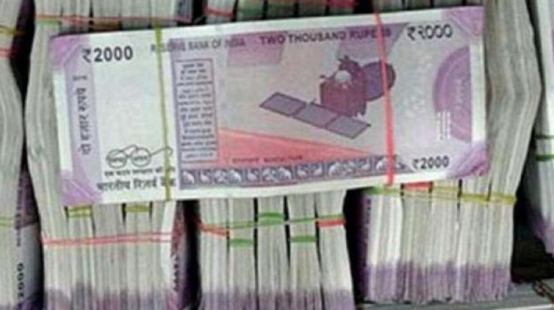 Andhra Pradesh: Rs 7 lakhs seized from note exchangers