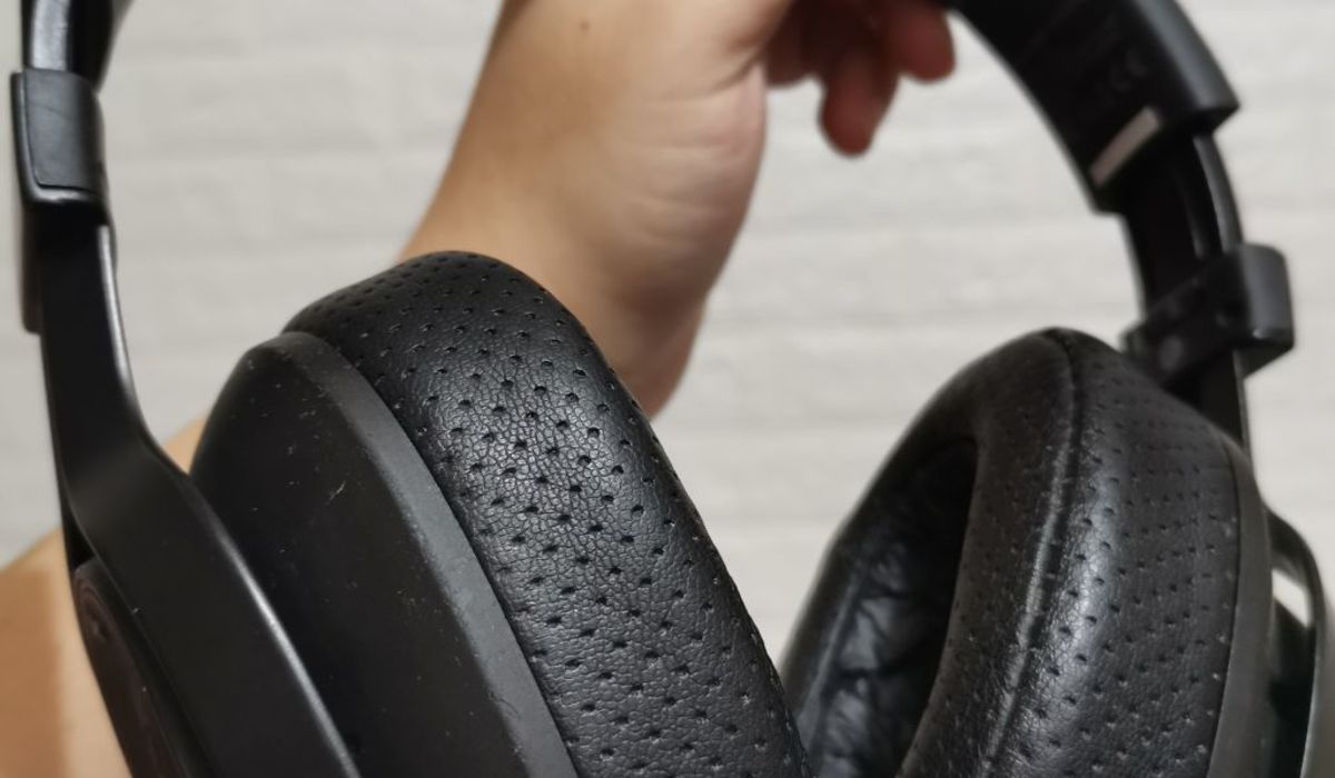 耳罩式藍芽耳機 - Blue Ant Pump Zone - 關渡 - 電電租 | 家電出租共享平台