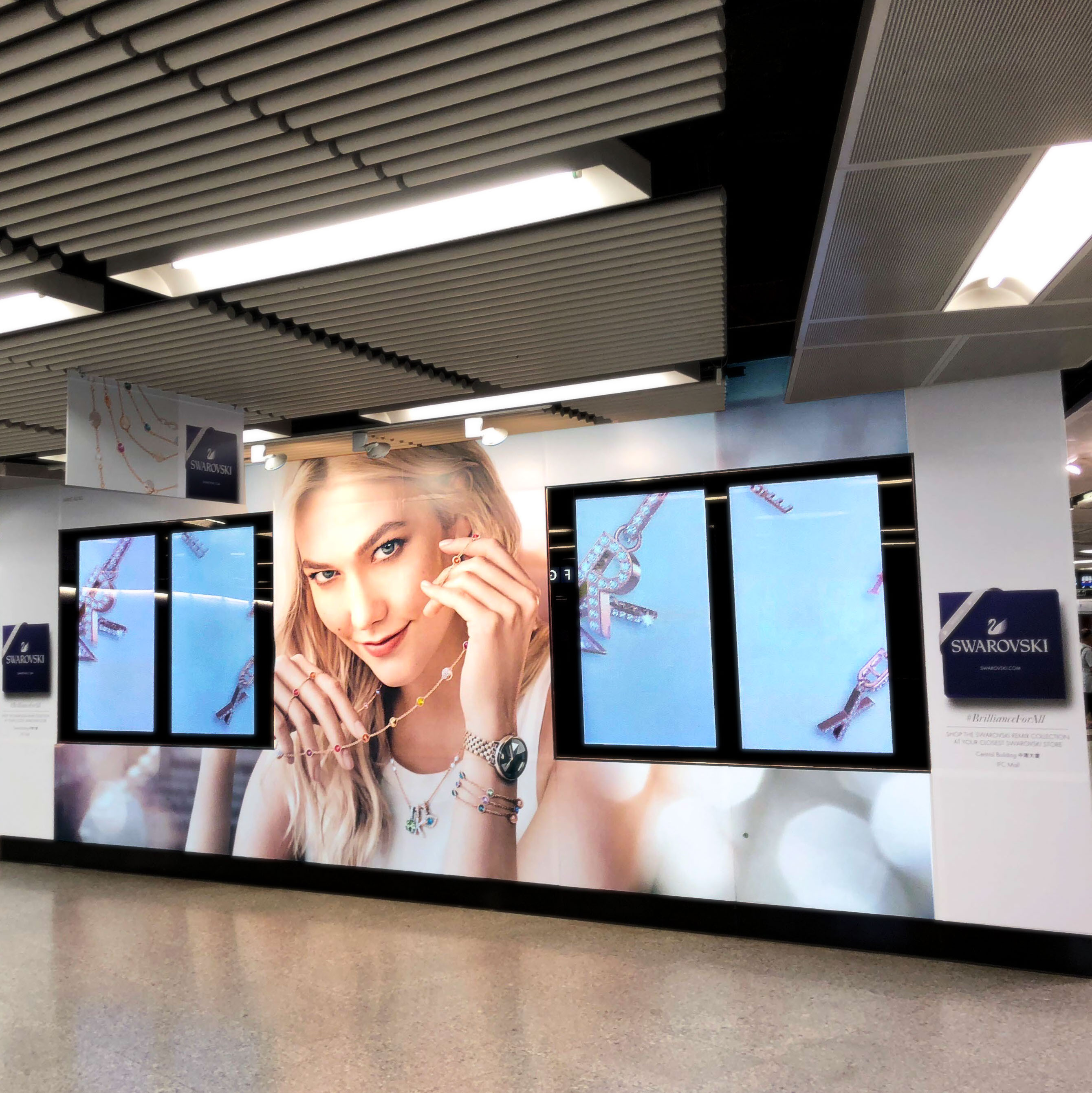 JCDecaux Transport - Ad2Go