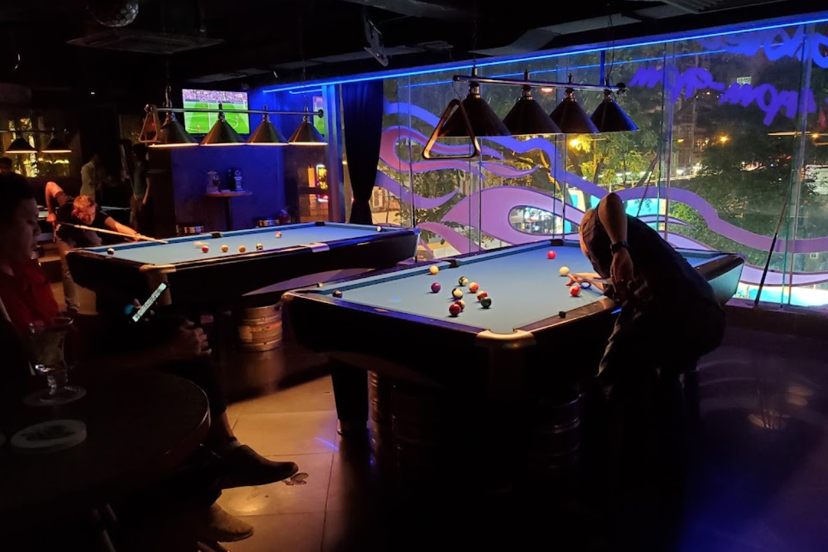 Stunning Gallery Of Restaurants With Pool Tables Photos Turtaras stunning-gallery-of-restaurants-with-pool-tables-photos-turtaras
